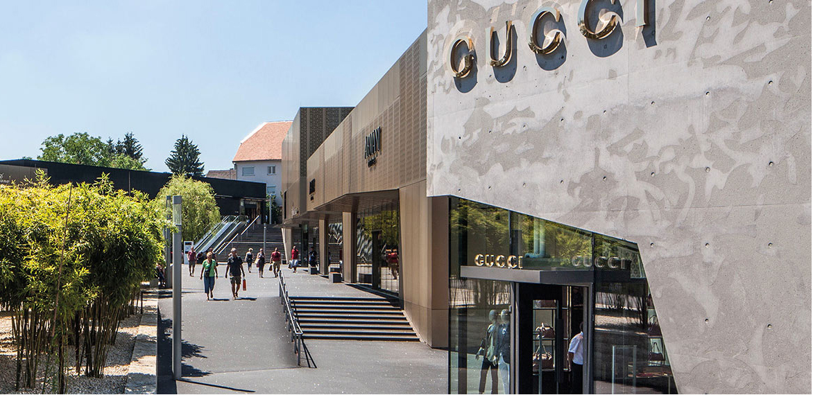 Le shopping en outlet, pour ou contre ? – LES JOLIES QUINQUAS